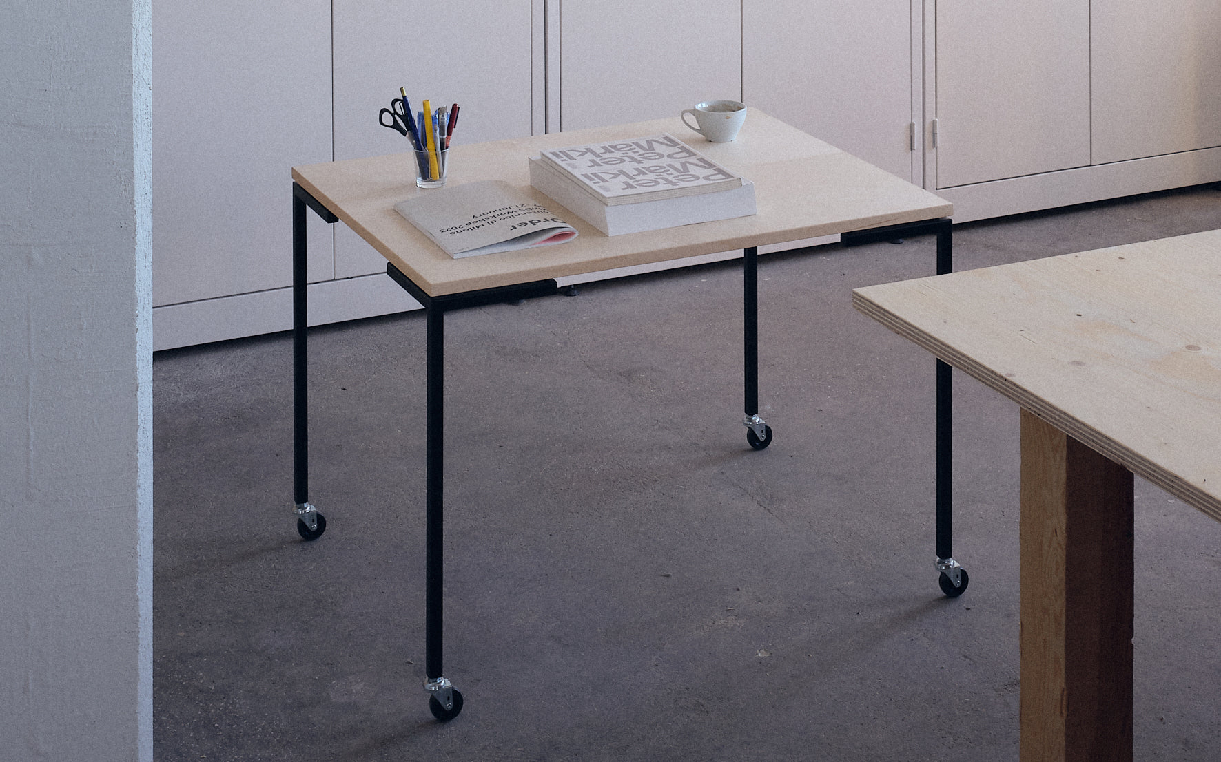 Studio Table – Tallum